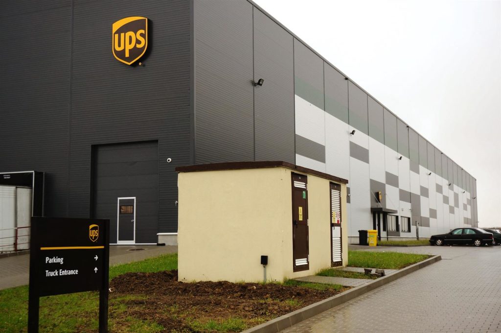 UPS reduce timpii de tranzit către și din România - Cargo & Bus