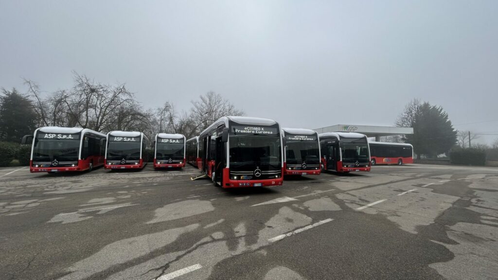 Daimler Buses, cea mai performantă divizie a Daimler Truck în 2024 ...